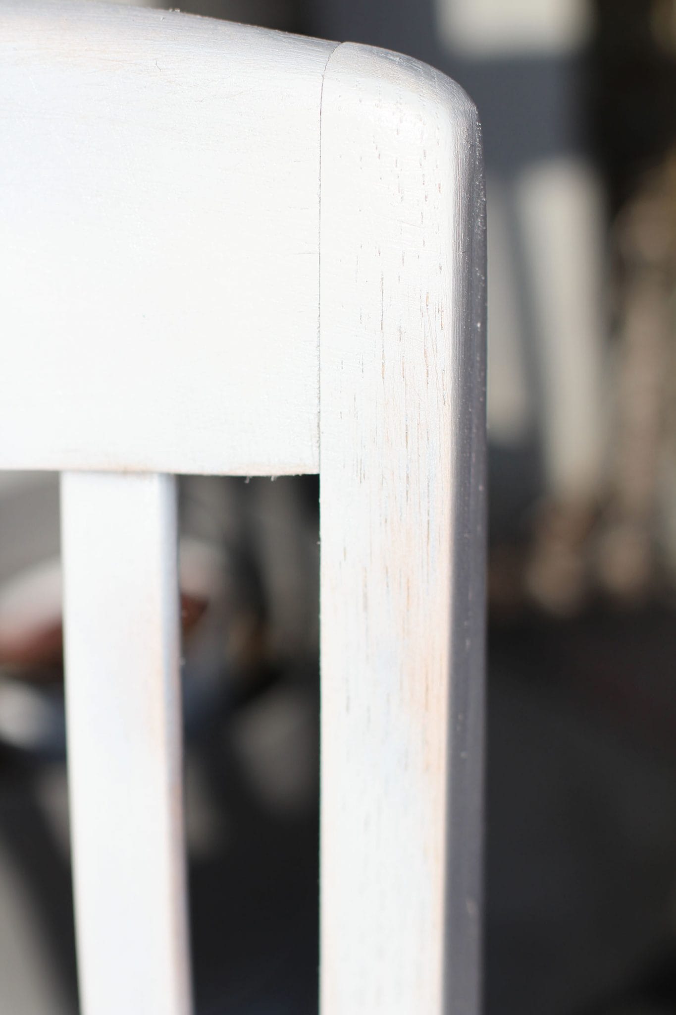 How To Paint A Wooden Chair
