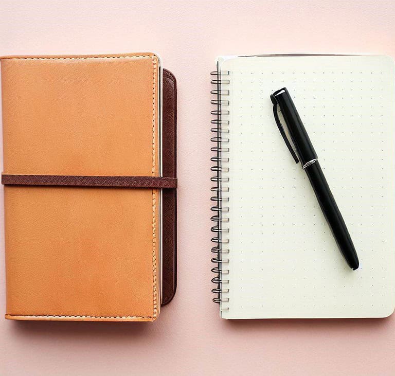 Bullet Journal vs Regular Journal (Which One Is Right for You?)