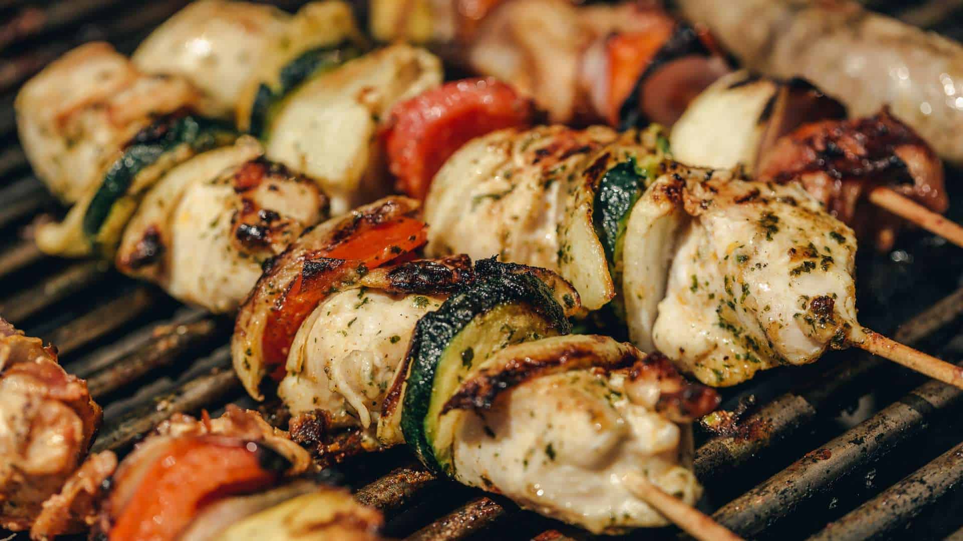 Delicious and Healthy Camping Dinner Ideas for Large Groups (For ...