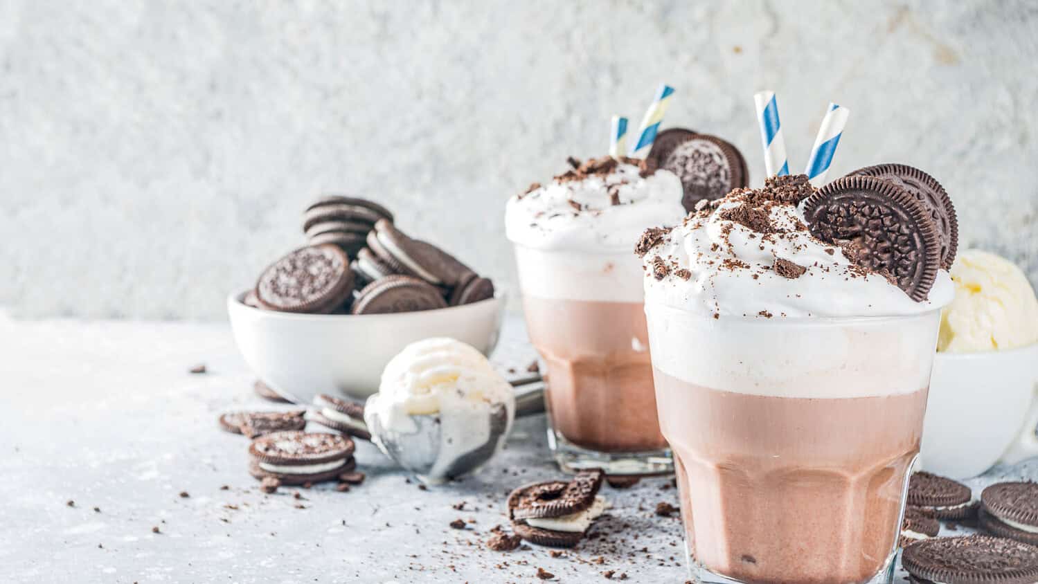 Deliciously Easy Oreo Milkshake Recipe