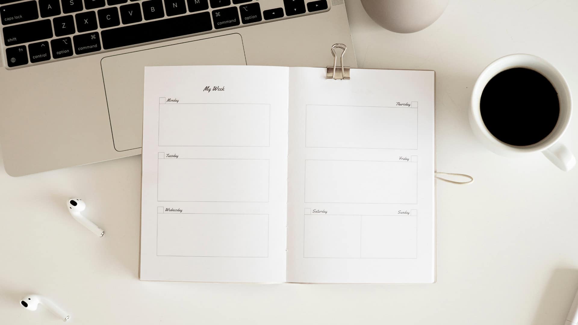 A Busy Girl’s Guide to Life Planner Organization